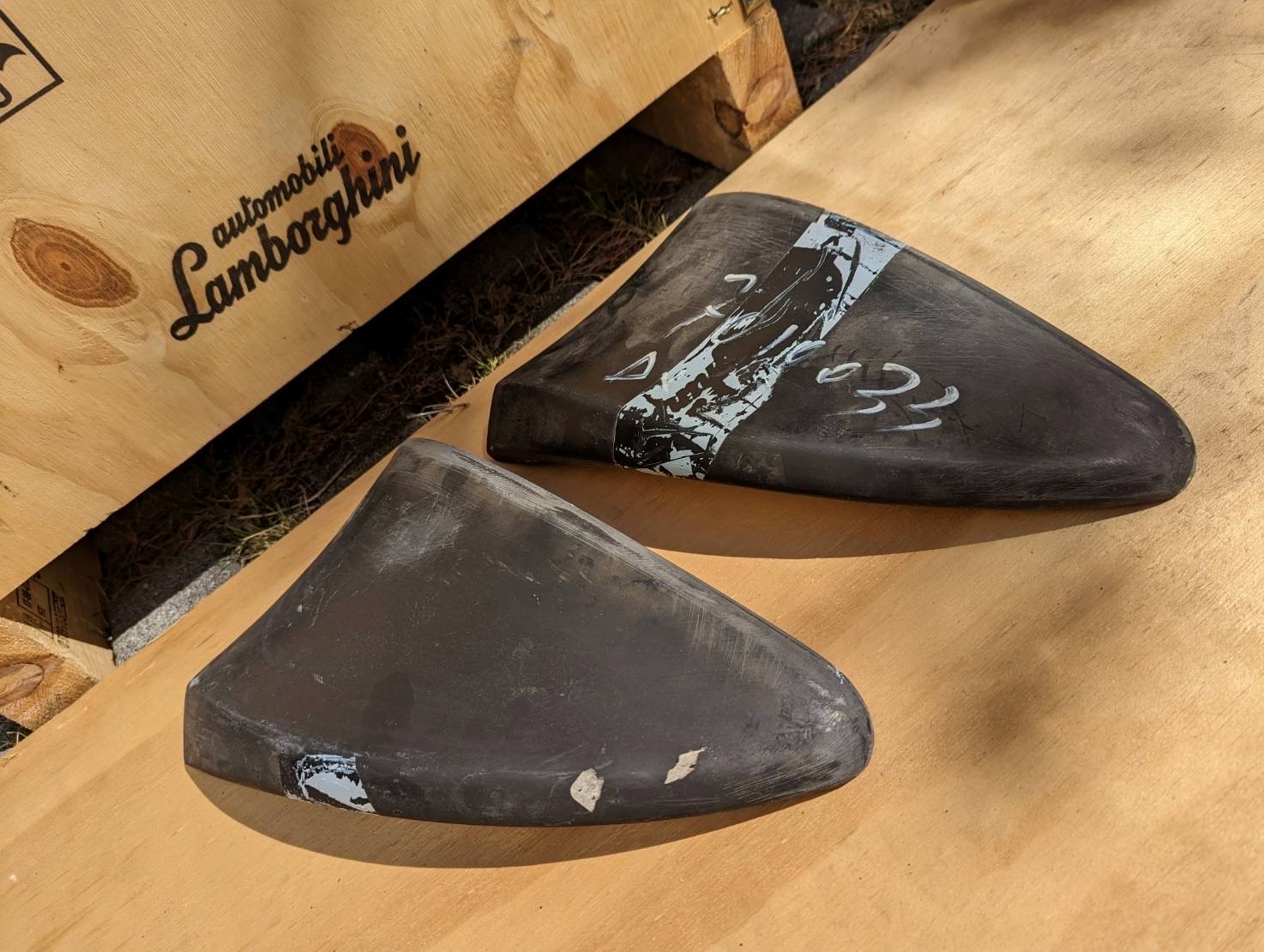 ライト・リア・フェンダー・エンド - Right Rear Fender End（Countach LP5000S） - ランボルギーニ大阪 ...